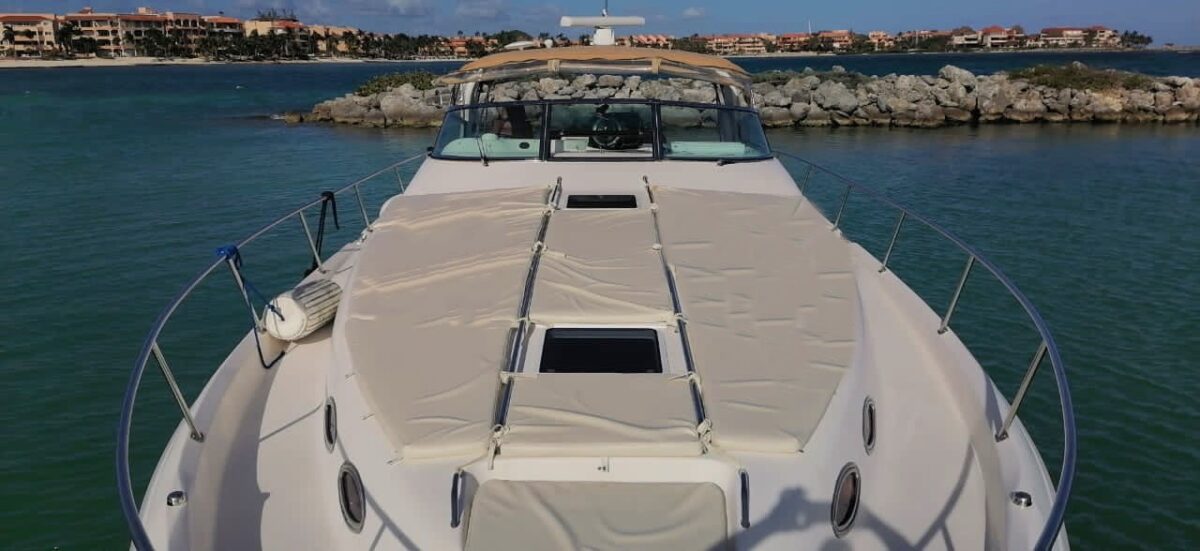 Boat No. 9 - Yacht 48ft | Boat Rental Playa del Carmen®